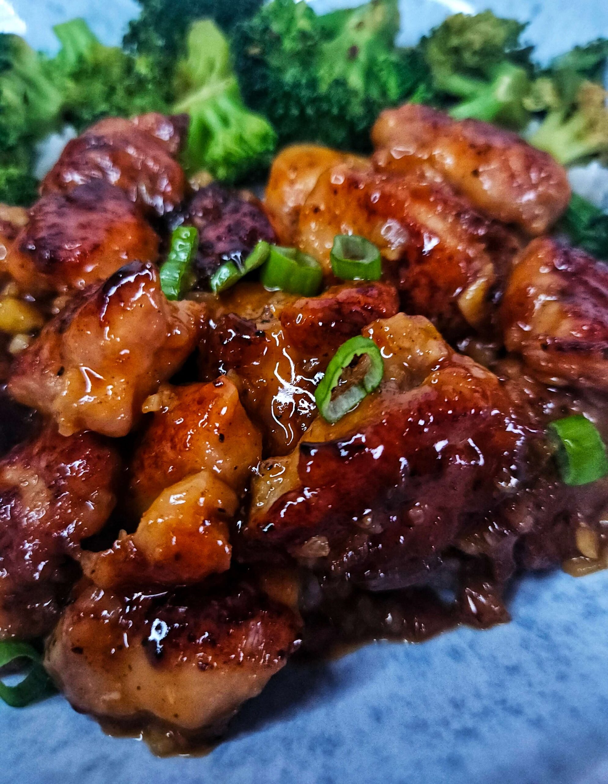 Sticky And Spicy Sweet Chili Chicken